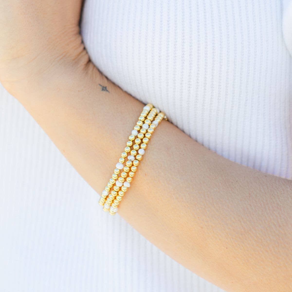 Oakley Pearl+Gold Stretch Bracelet – Centered Jewelry